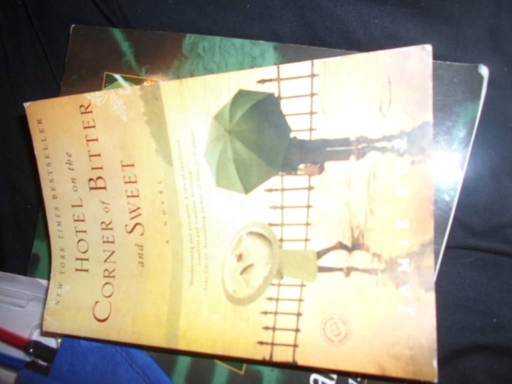 Hotel On The Corner Of Bitter And Sweet: Amazon.co.uk: 9780345534163: Books