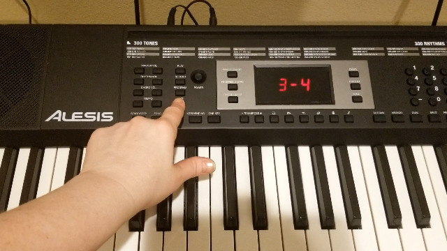 Watch What You Need To Know About This Alesis Melody 61 Keyboard on ...