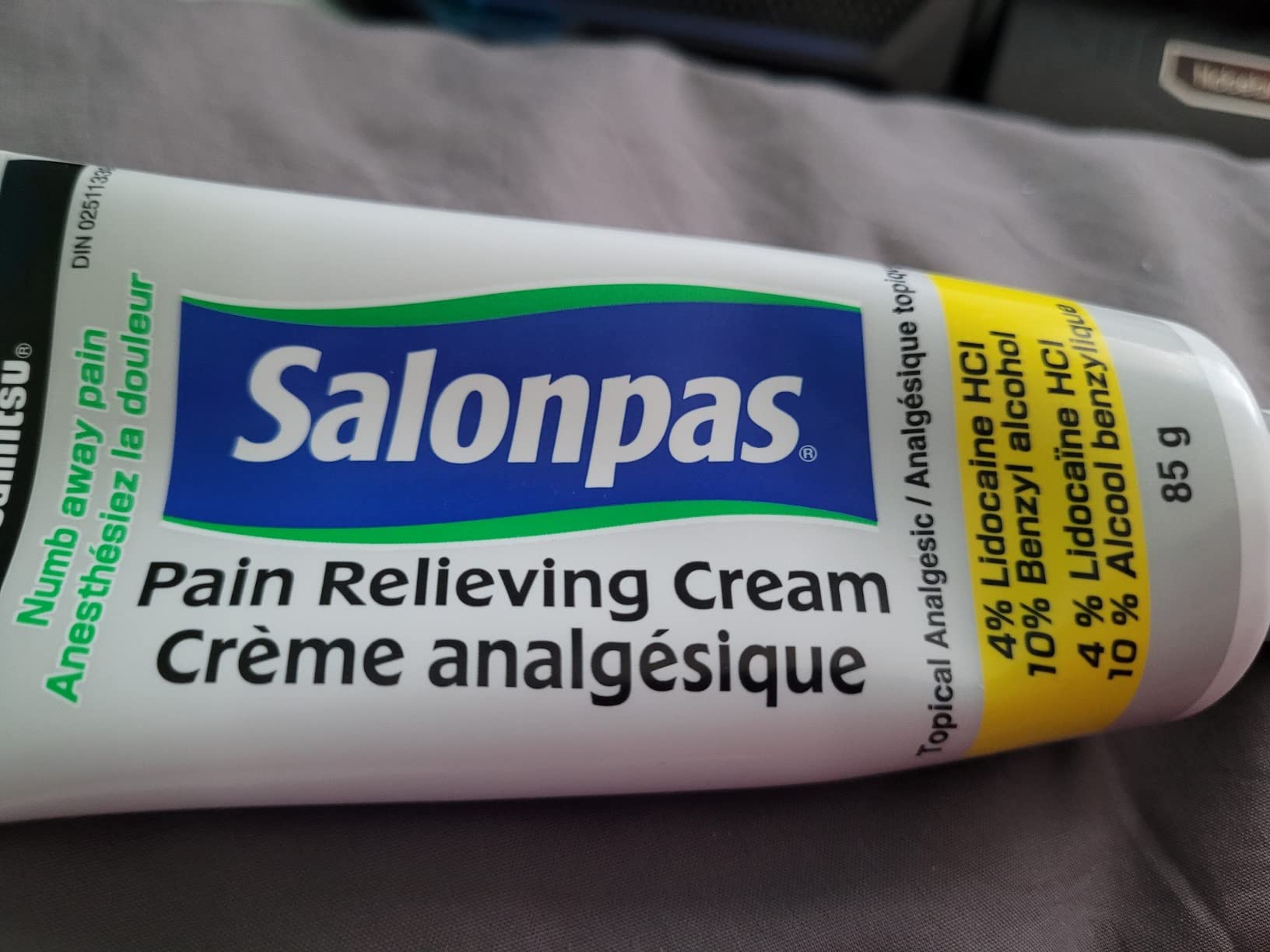 Salonpas Pain Relieving Cream : Amazon.ca: Health & Personal Care