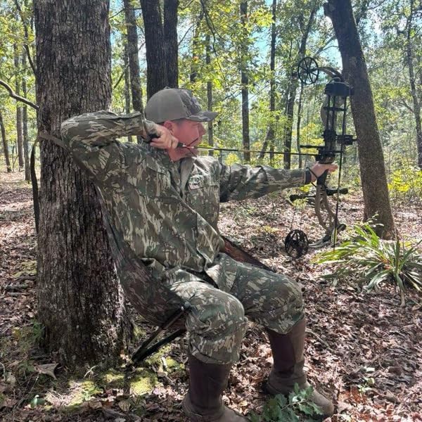 Amazon.com: Leodun Silent Swivel Hunting Seat, Portable Folding Tree ...