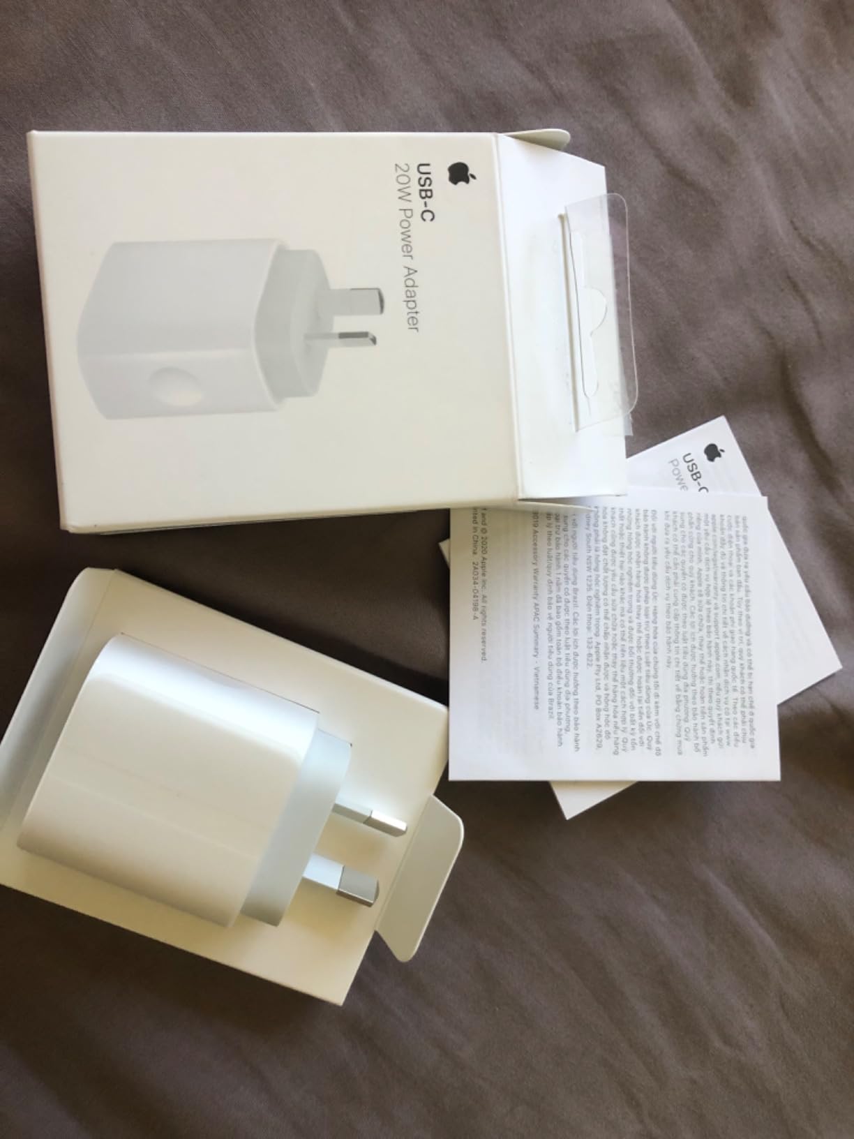 Apple 20W USB-C Power Adapter : Amazon.com.au: Computers