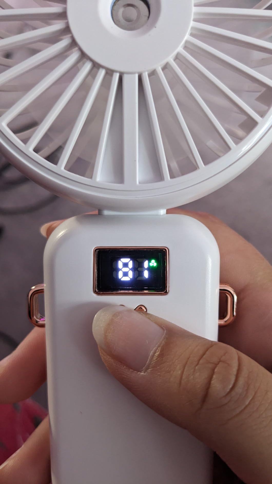 Portable Fan,Mini HandHeld Fan Rechargeable Battery Operated Misting ...