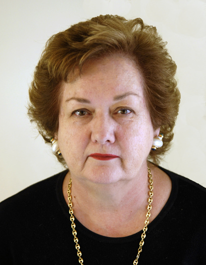 Amazon.com: Laura Sykes: books, biography, latest update