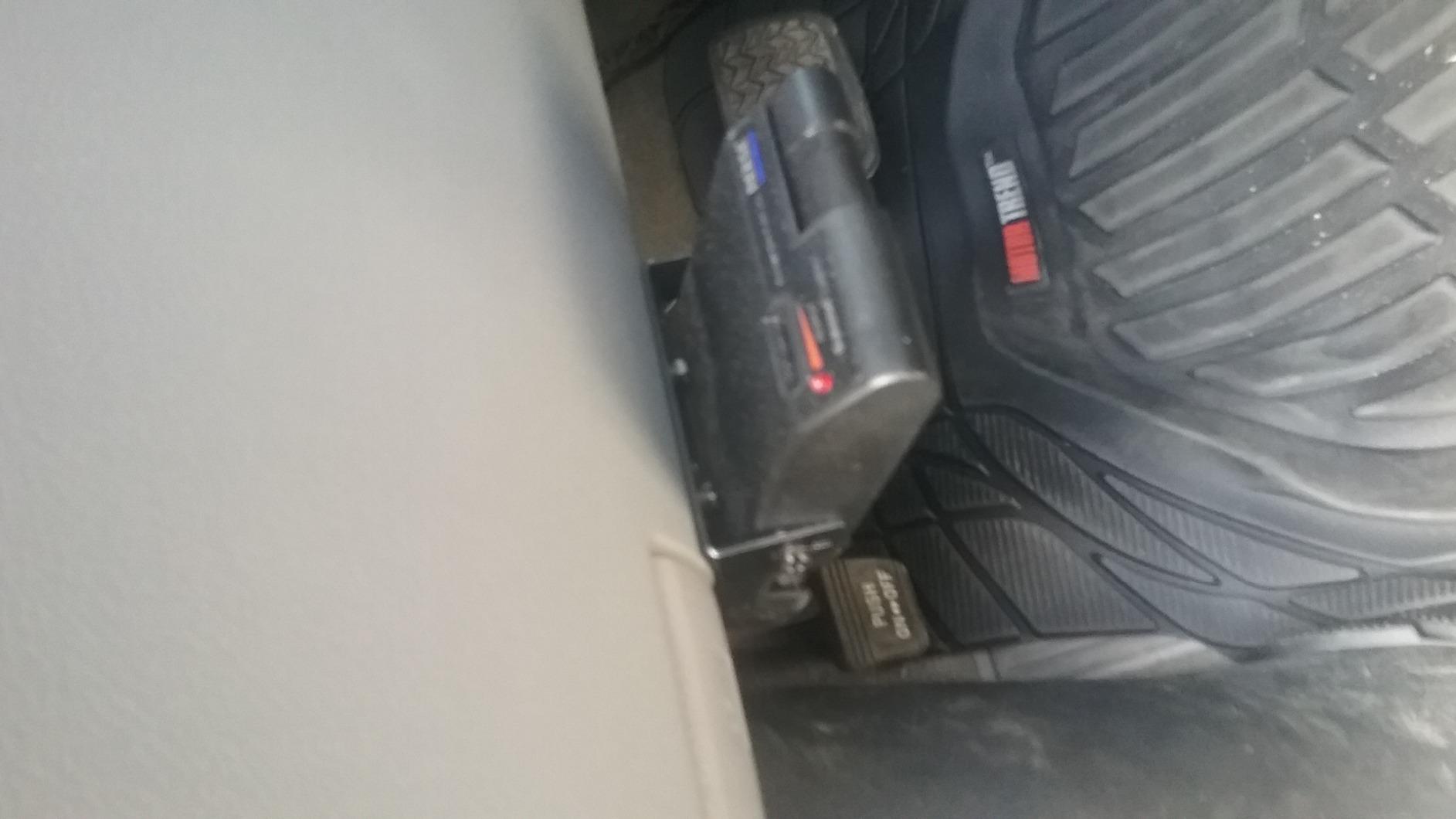 Amazon.com: Reese 83501 Activator Trailer Brake Controller For 03-12 ...