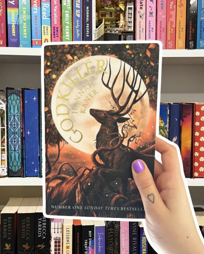 Godkiller: The no. 1 SUNDAY TIMES bestseller and epic fantasy debut ...