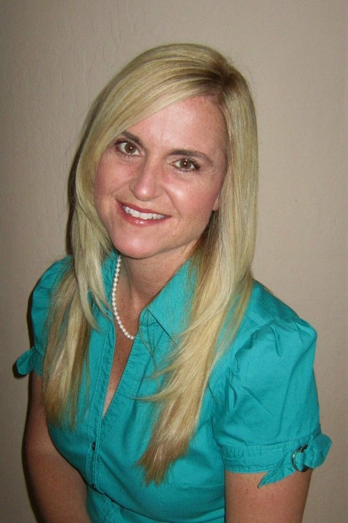 Amazon.com: Collette Scott: books, biography, latest update