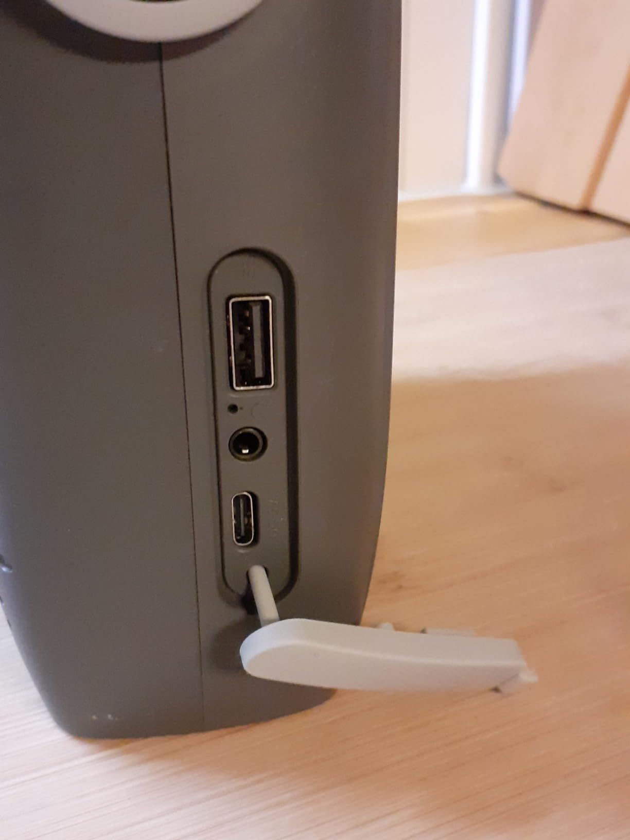 NEU 2024 Tragbarer CD Player mit Radio FM, MONODEAL Bluetooth Boombox ...