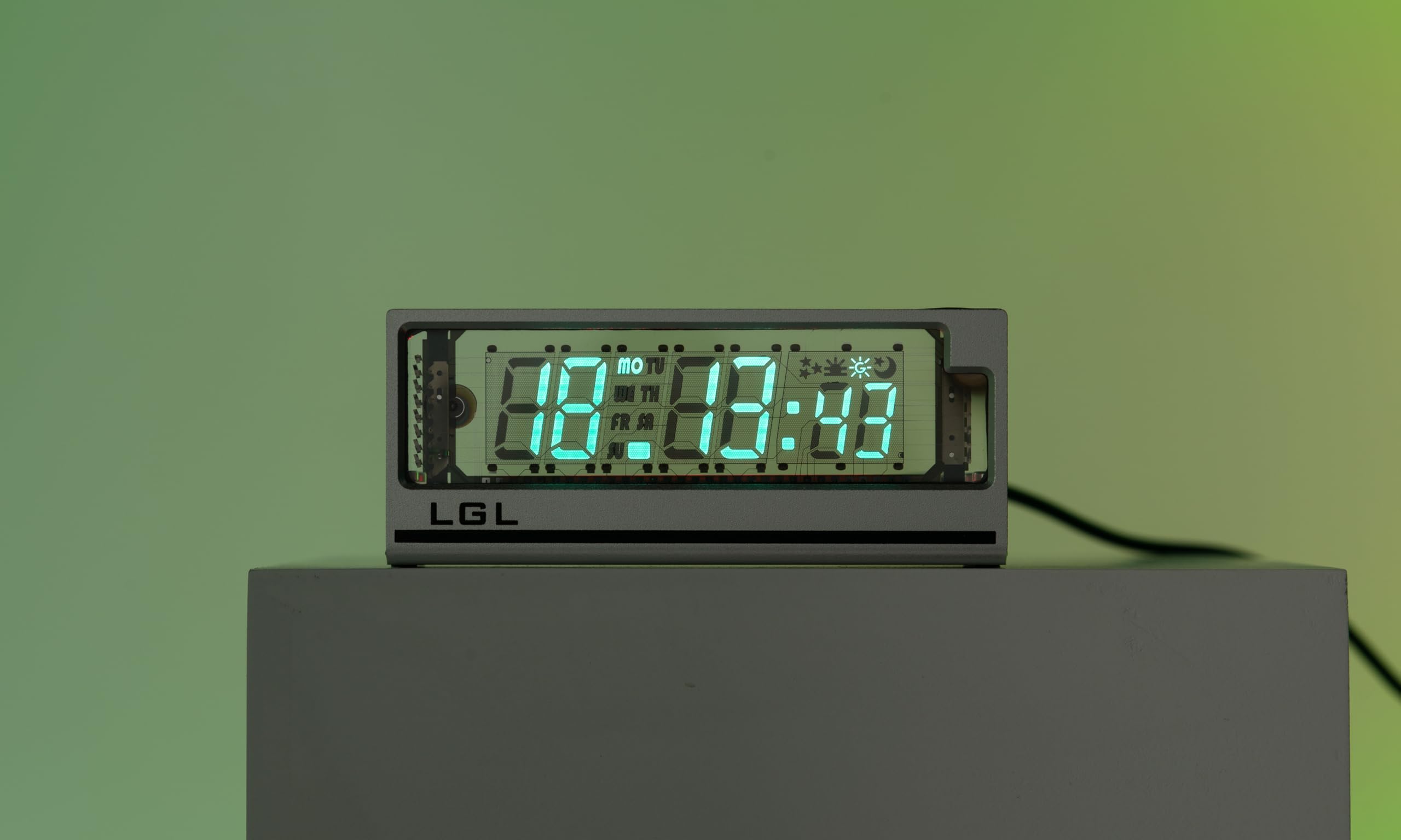 ESP32 LGL Studio VFD Nixie Tube Clock - WiFi NTP Sync Retro Digital ...