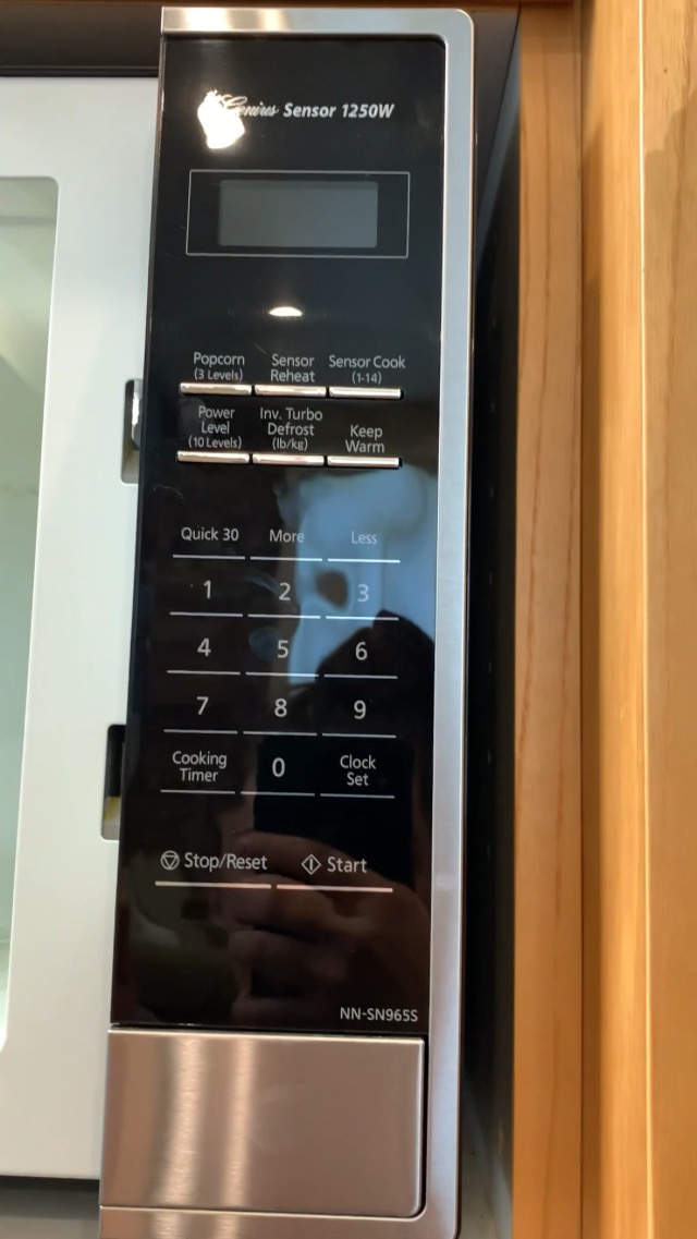Watch Complete Review of Panasonic Microwave Oven. *Watch before buying ...