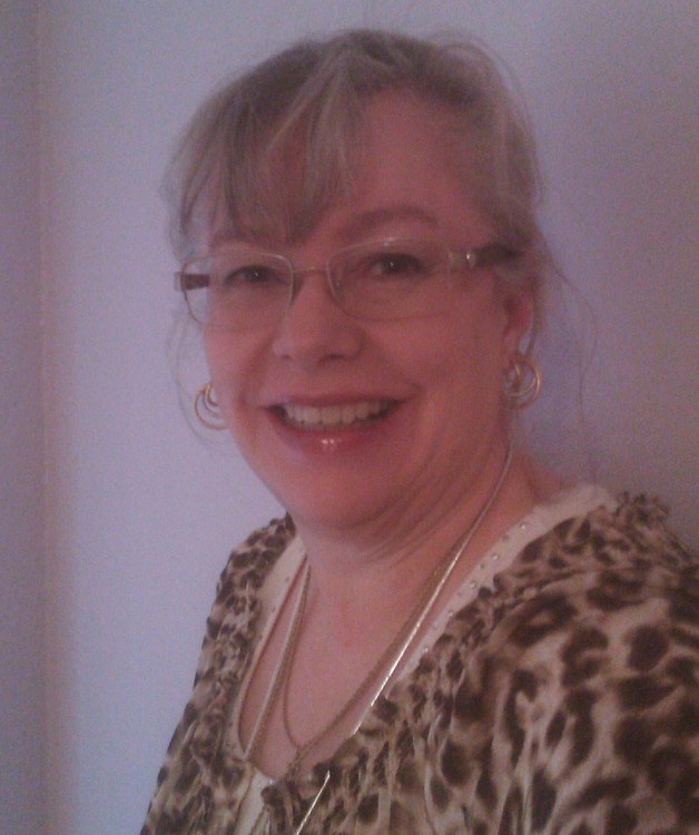 Amazon.com: MaryAnn Moore: books, biography, latest update