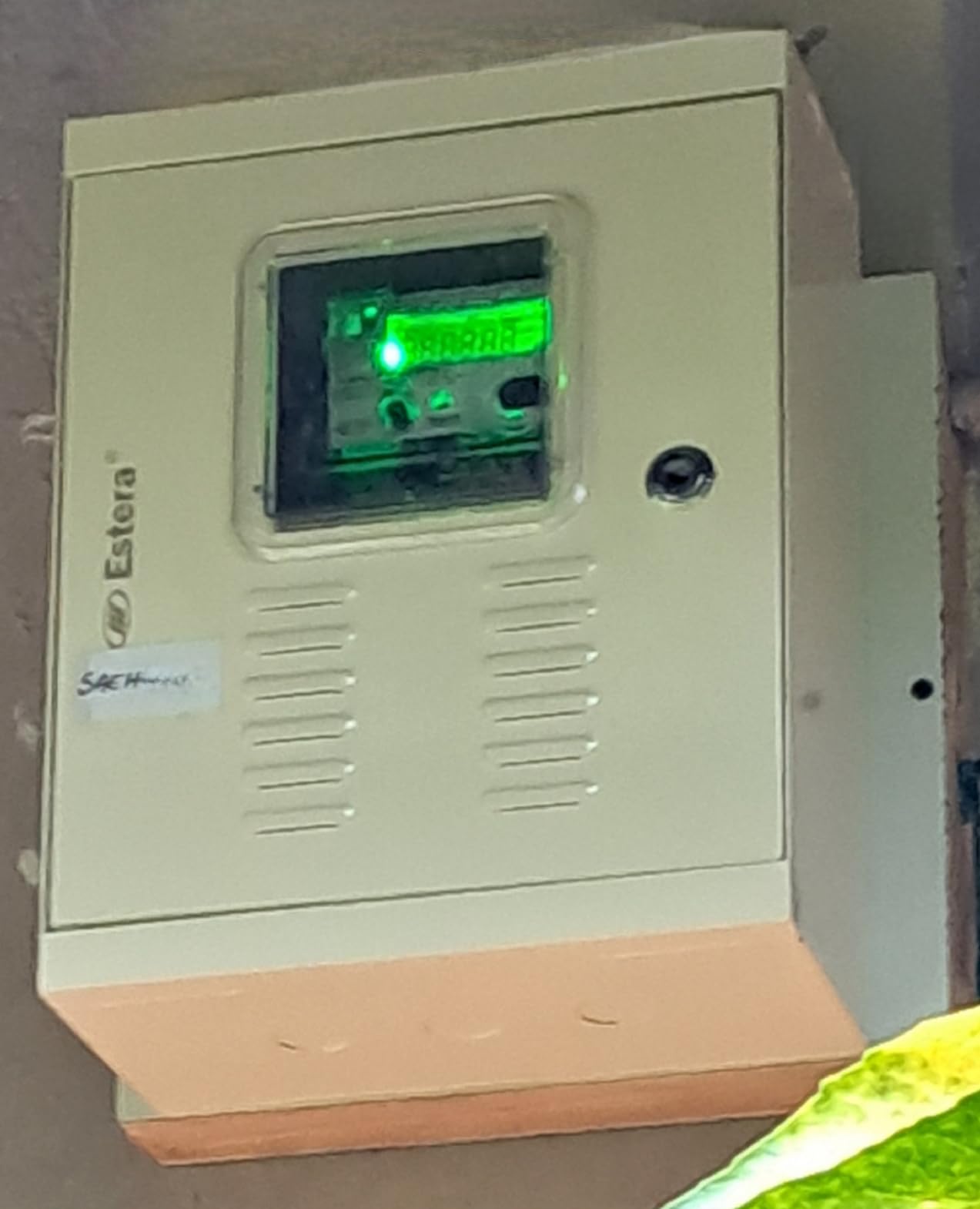 Estera Single Phase Concealed Meter Box with Isolator Option (Powder ...