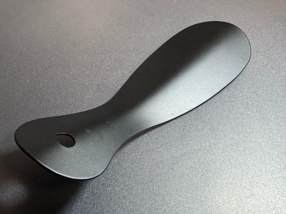 Amazon | [MINBOOT] 靴べら 携帯 小さい ステンレス製 19cm 靴ベラ シューホーン くつべら おしゃれ 男性、女性、子供、高齢者用 （ブラック） | MINBOOT | 靴べら