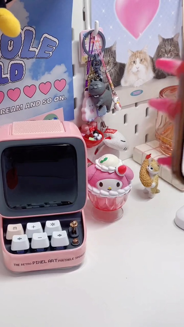 Dito Medio Di Hello Kitty