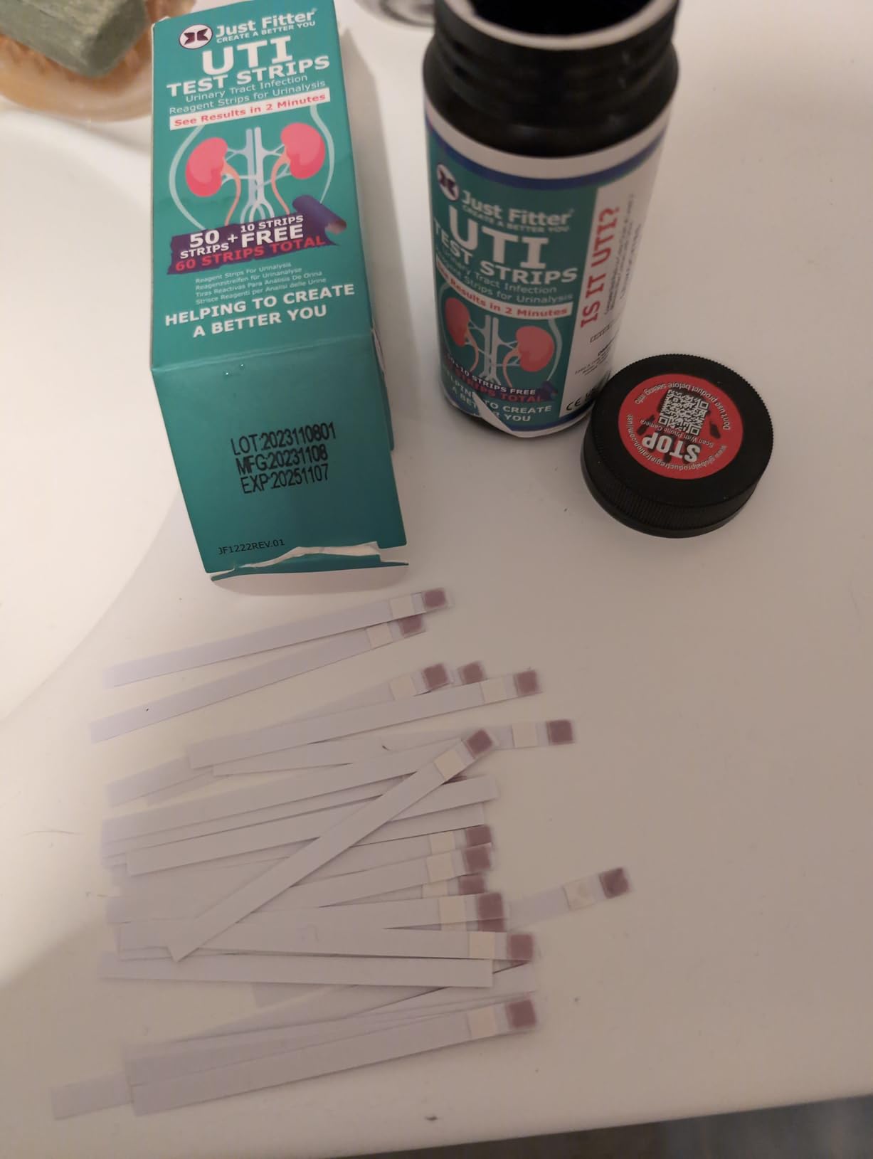 Just Fitter UTI Urine Test Strips. Urinary Tract Infection Strip ...