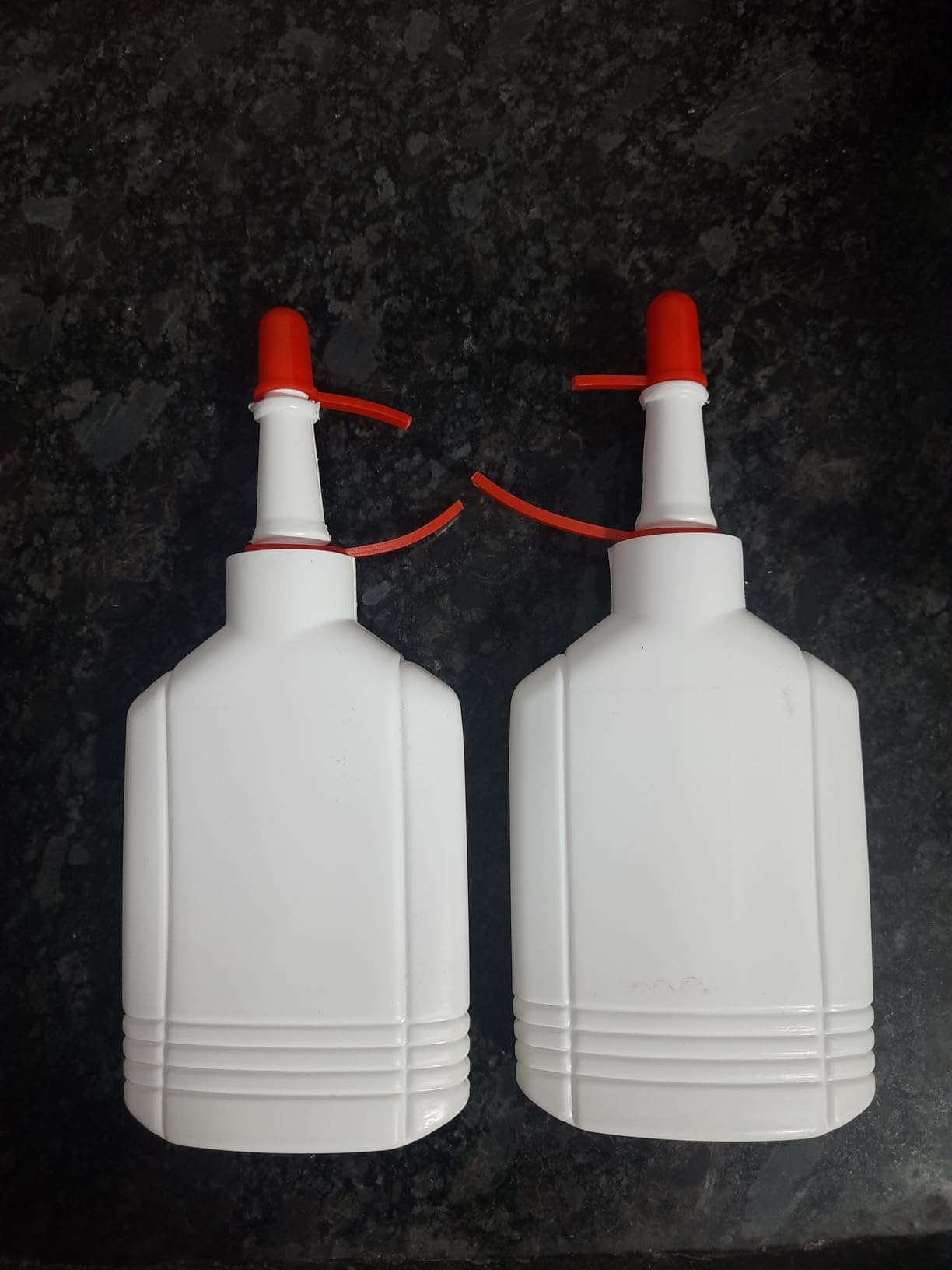 Singer Sewing machine lubricating oil Pack of 2-50 ml each. : Amazon.in ...