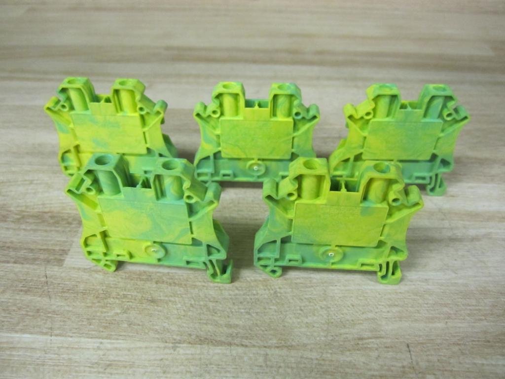 Phoenix Contact 3044128 TYP-UT4-PE Terminal Block (Pack of 5): Amazon ...