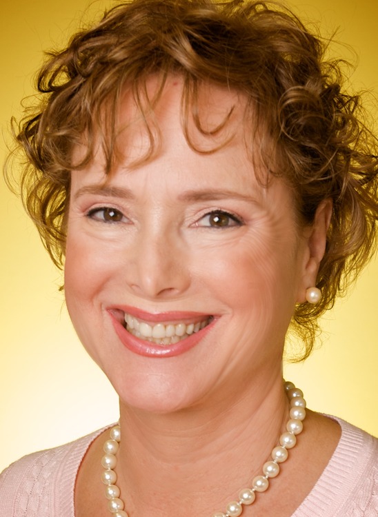 Amazon.co.uk: Laura Norman: books, biography, latest update