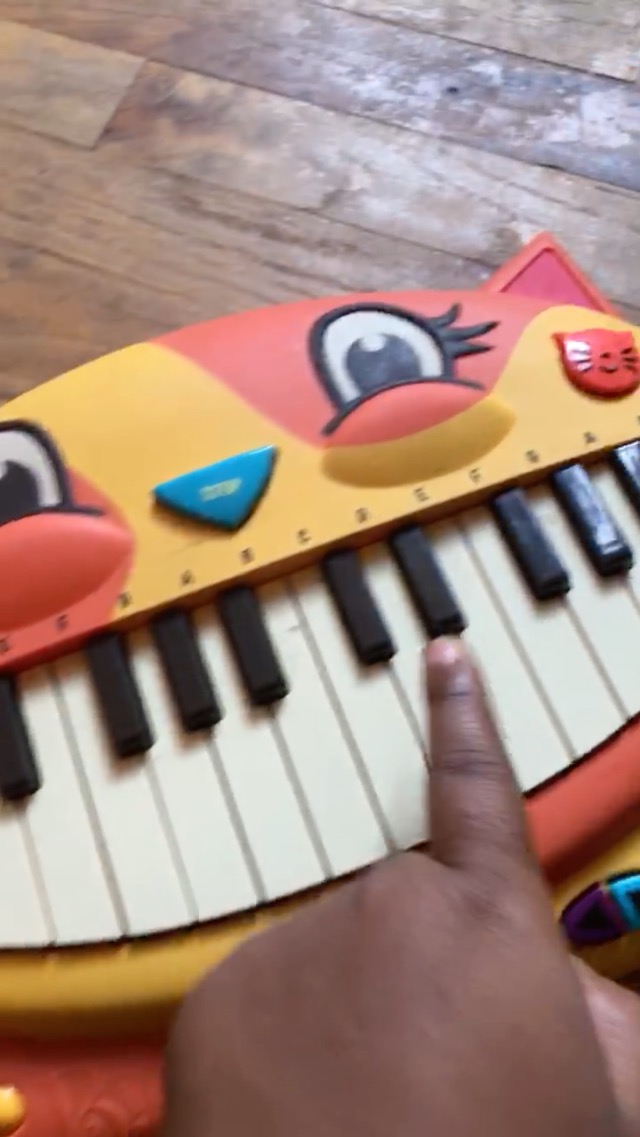 Watch B toys Meowsic Toy Piano Childrens Keyboard Cat on Amazon Live