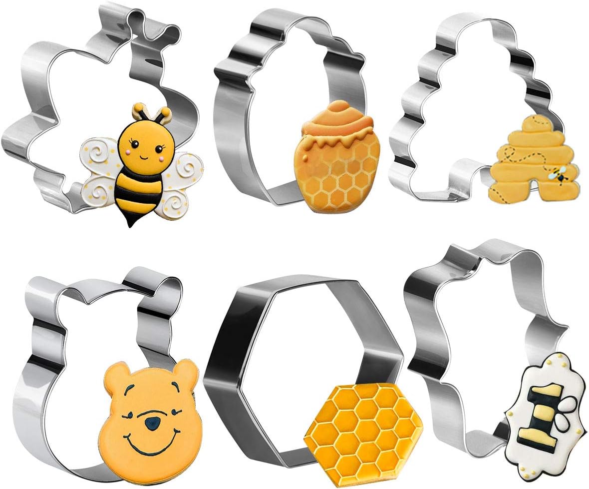 Amazon.com: Winnie the Pooh Disney Cookie Cutter (Set of 4) Eeyore ...