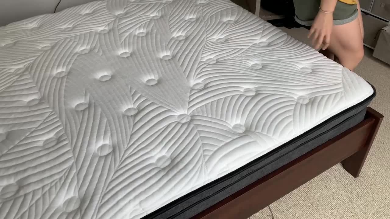 Watch Look how comfy my mattress is ! on Amazon Live