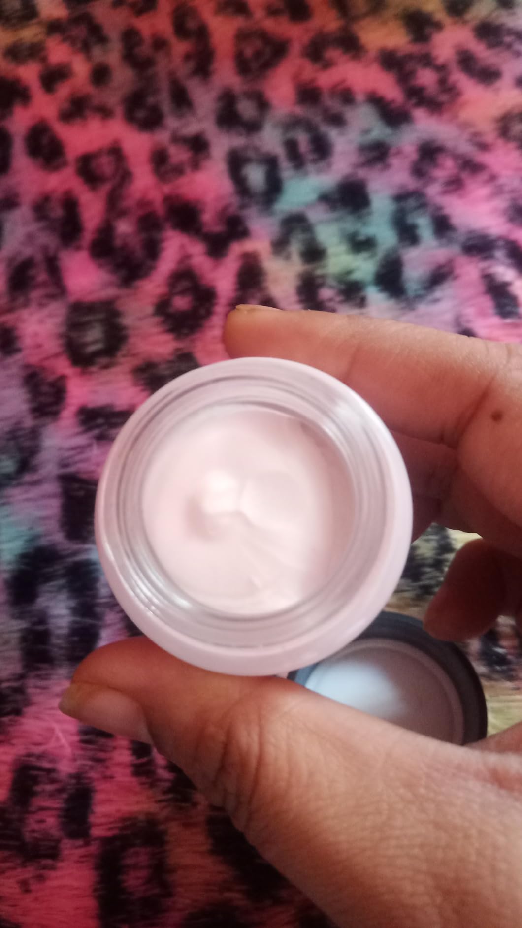 L'Oreal Paris Smoothing Face Primer, Minimised Pores and Fine Lines ...