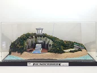 Amazon.co.jp: Thunderbird International Rescue Team Secret Base Diorama ...