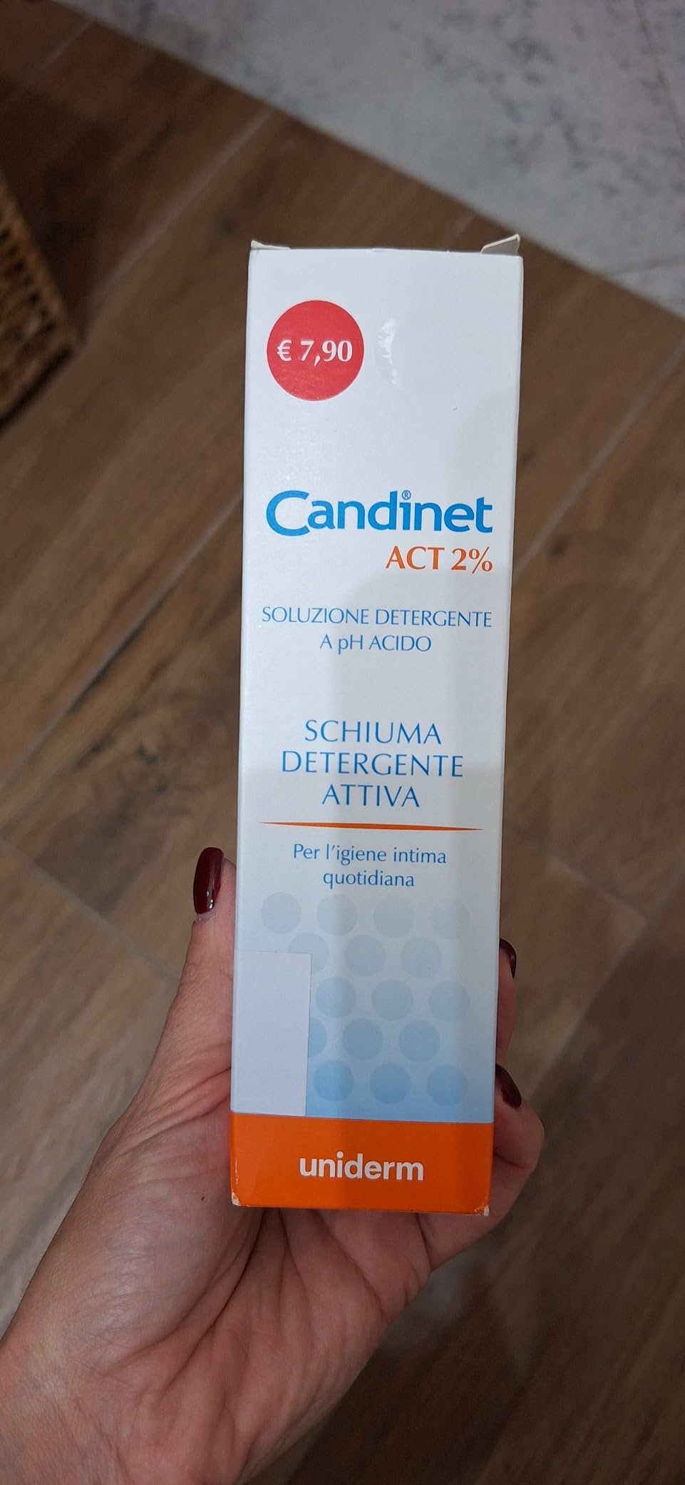 CANDINET Act 2% Schiuma Detergente Attiva - 150 ml : Amazon.it: Salute ...