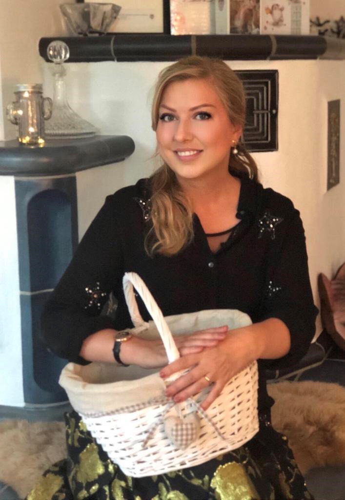 Amazon.com: Mari A. Moore: books, biography, latest update