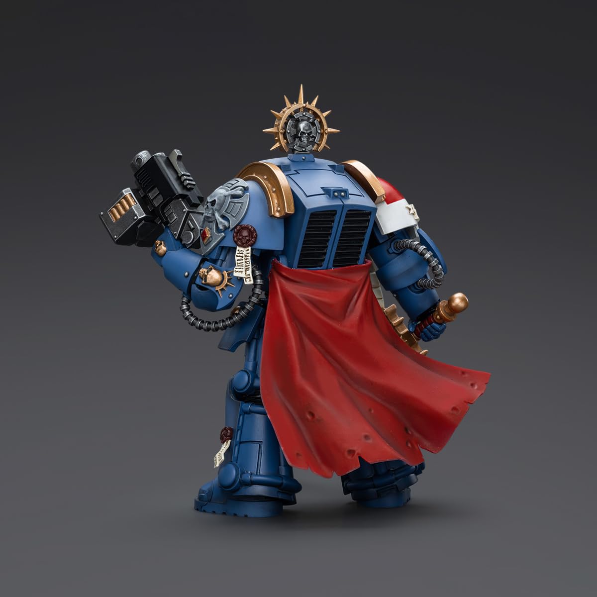 Snapklik.com : Warhammer 40,000 1/18 Action Figure Ultramarines ...