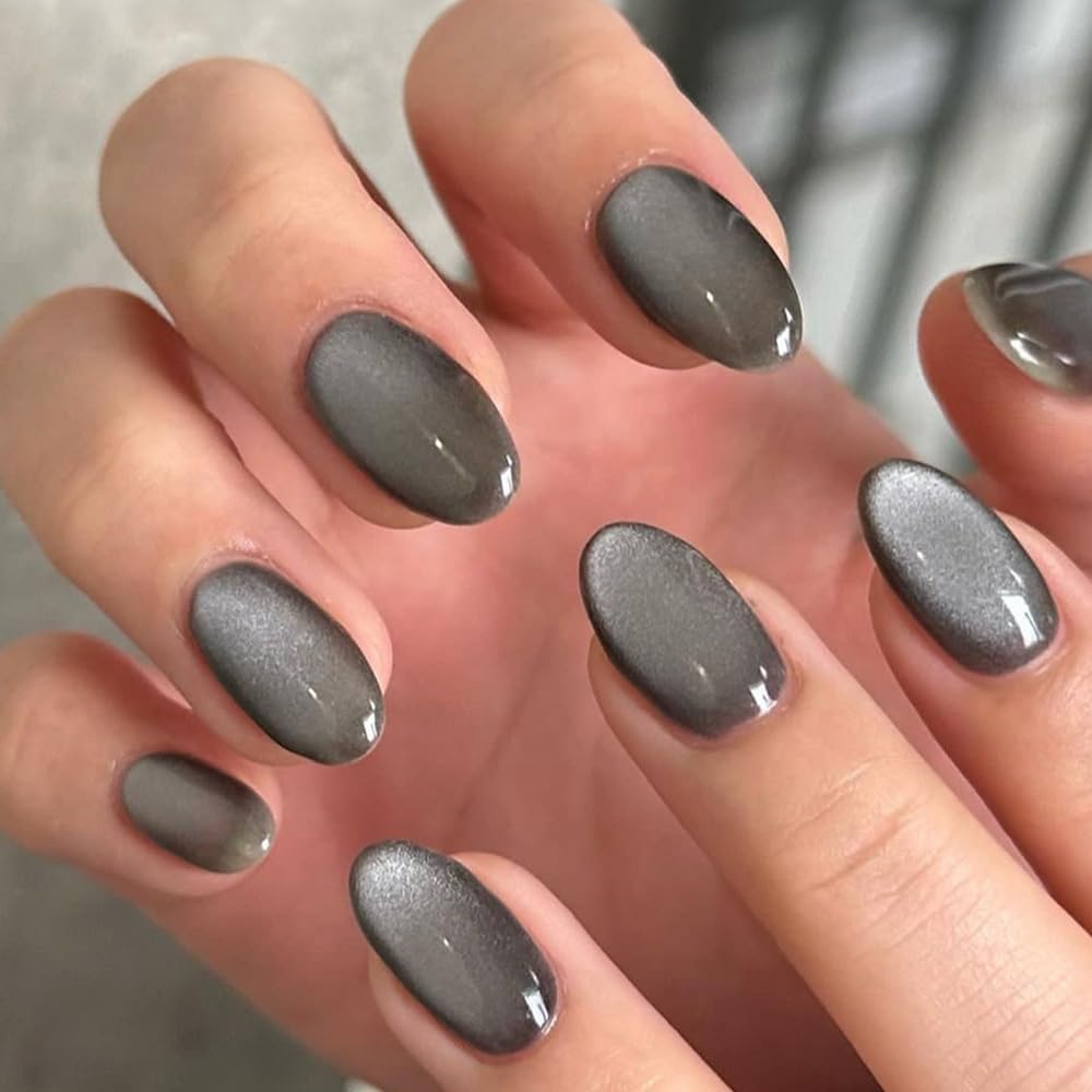 Amazon.com: ANDGING Grey Cat Eye Press on Nails Almond Short Fake Nails ...