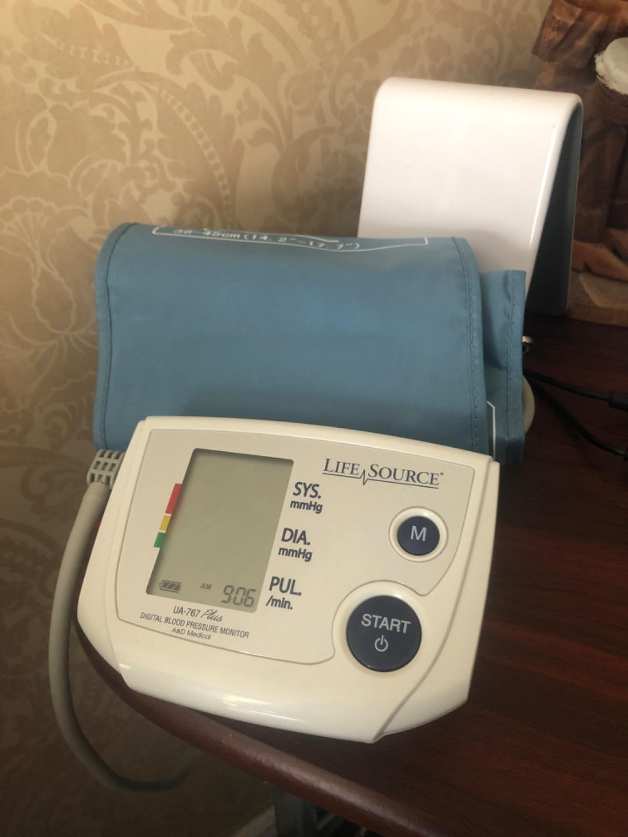 A&D Medical LifeSource SPECIALTY Blood Pressure Machine with Large ...