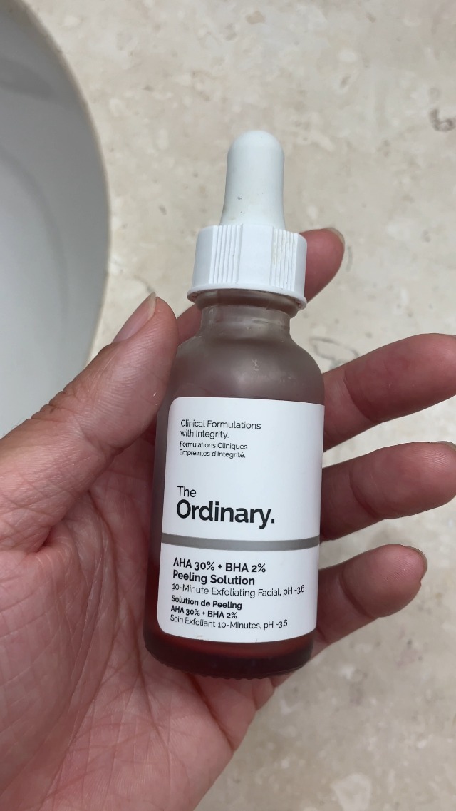 Watch Ordinary Viral AHA BHA Chemical Peel Mask Review - yes on Amazon Live