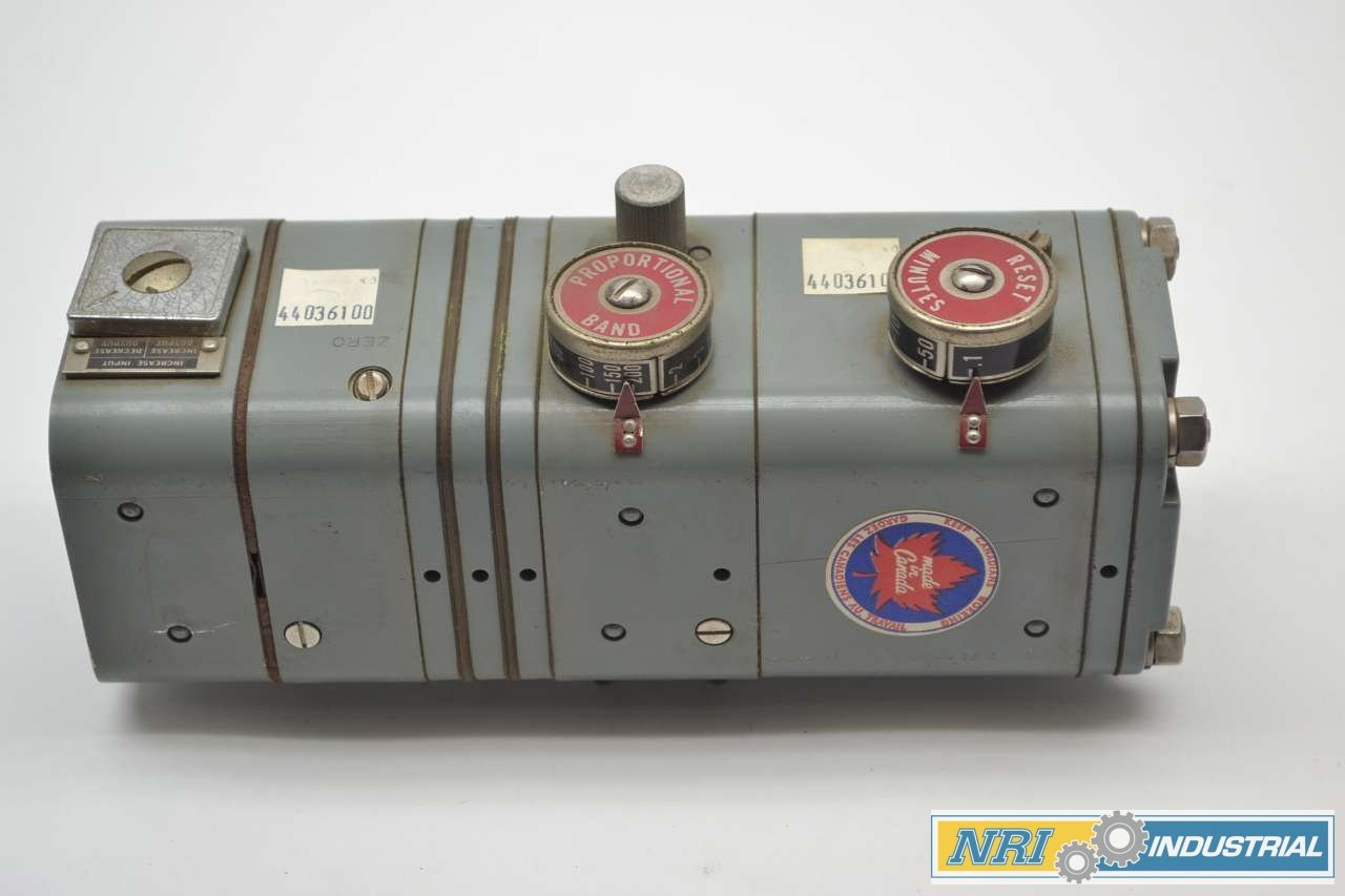 MOORE 502 PM8868-6 NULLMATIC Pneumatic Controller B397392: Amazon.com ...