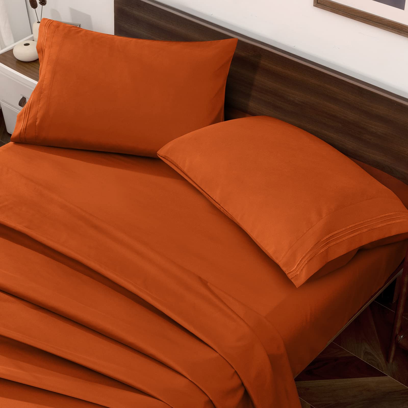 Amazon.com: Horbaunal Burnt Orange Full Size Sheet Set - 4 Piece Hotel ...