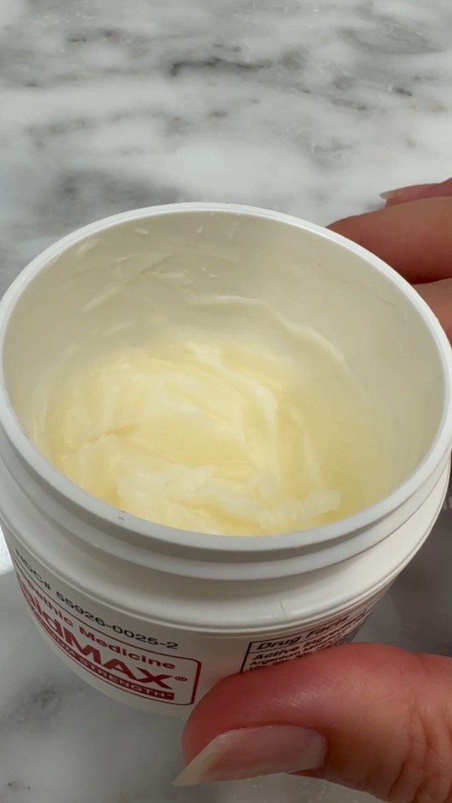 Watch Honest review of emuaidMAX eczema ointment cream on Amazon Live