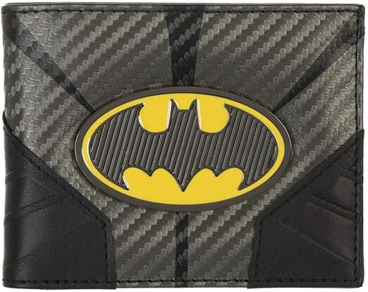 Amazon.com: DC Comics Batman Metal Badge Bifold Wallet : Clothing ...