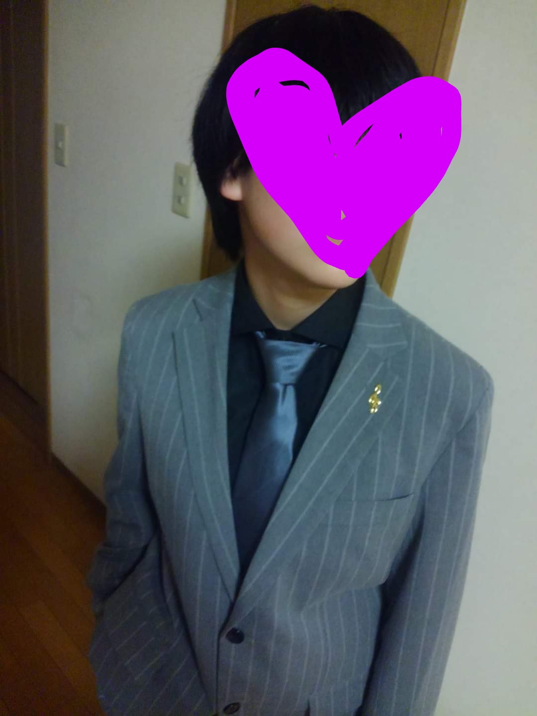 Amazon.co.jp: Don Flyee 音符 ト音記号 ゴールド ピンバッジ ピンズ 音楽モチーフ バタフライクラッチ 合金製 アクセサリー C0027 : ファッション