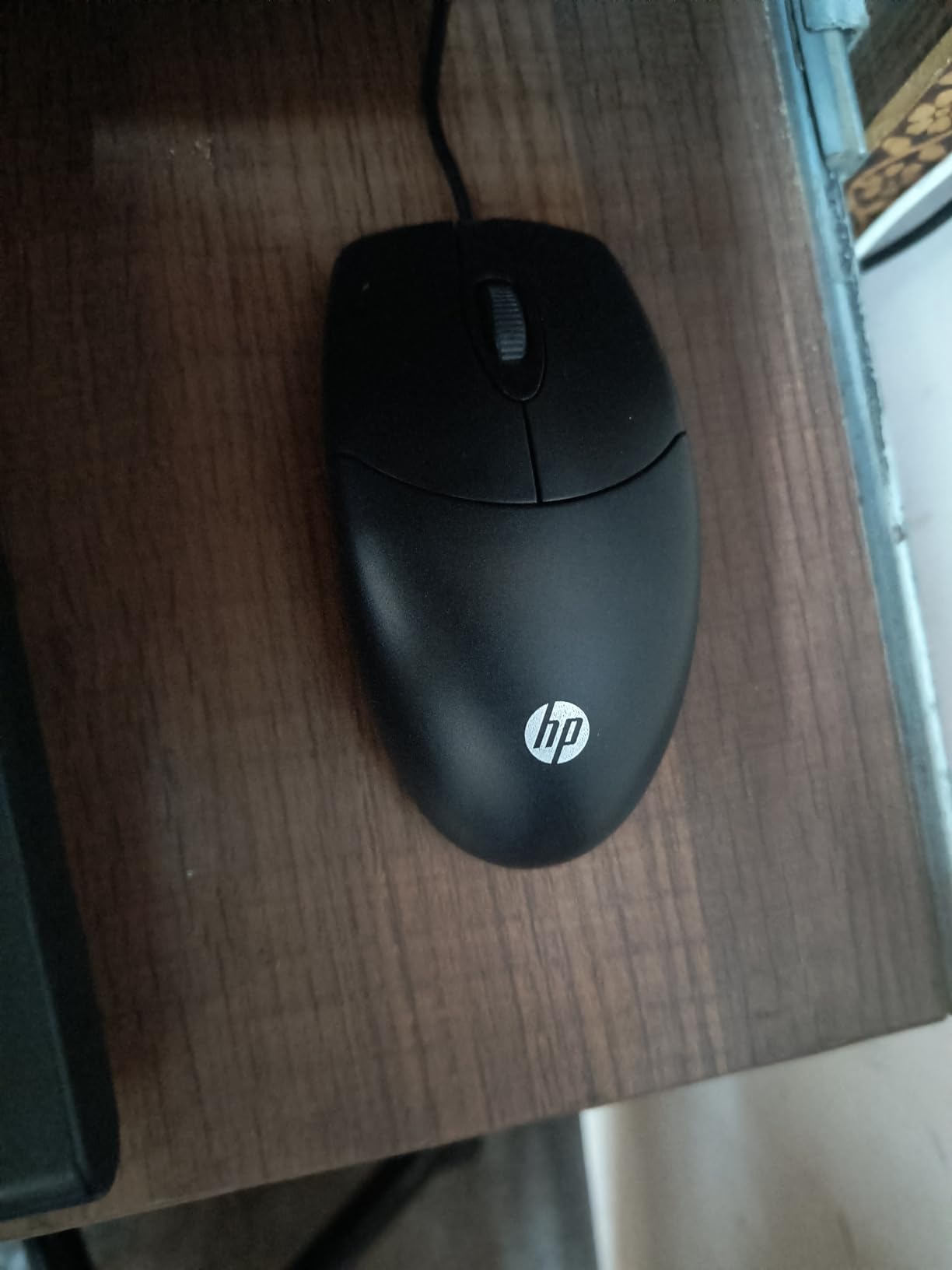 Amazon.in: Buy HP M050 3 Button Wired USB Mouse, 1200 DPI, Ergonomic ...