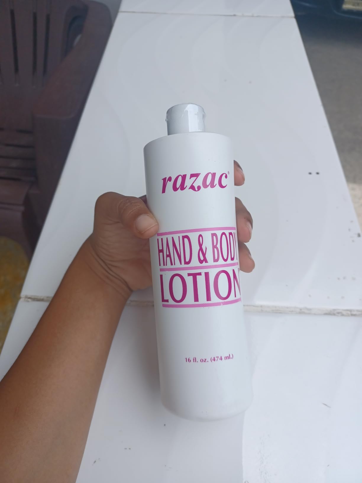 Amazon.com: Razac Loción para manos y cuerpo, 16 onzas líquidas : Belleza y Cuidado Personal