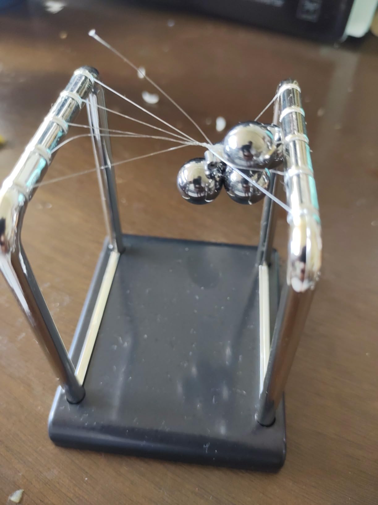 Newton's Cradle - Desk Ball Stress Toy, Decor Pendulum, Physics Science ...