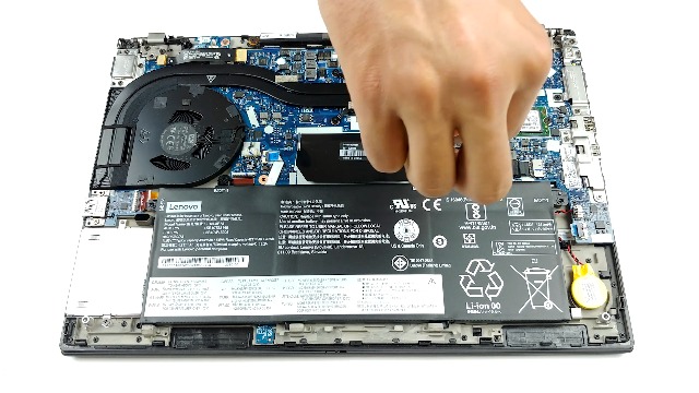 Watch Lenovo ThinkPad T14 - disassembly and upgrade options on Amazon Live
