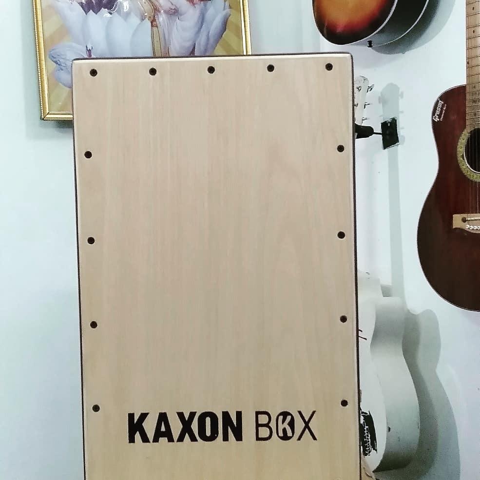 KAXON BOX Hand Crafted Oak Wood Cajon -3 Internal Snares, Deep Bass ...