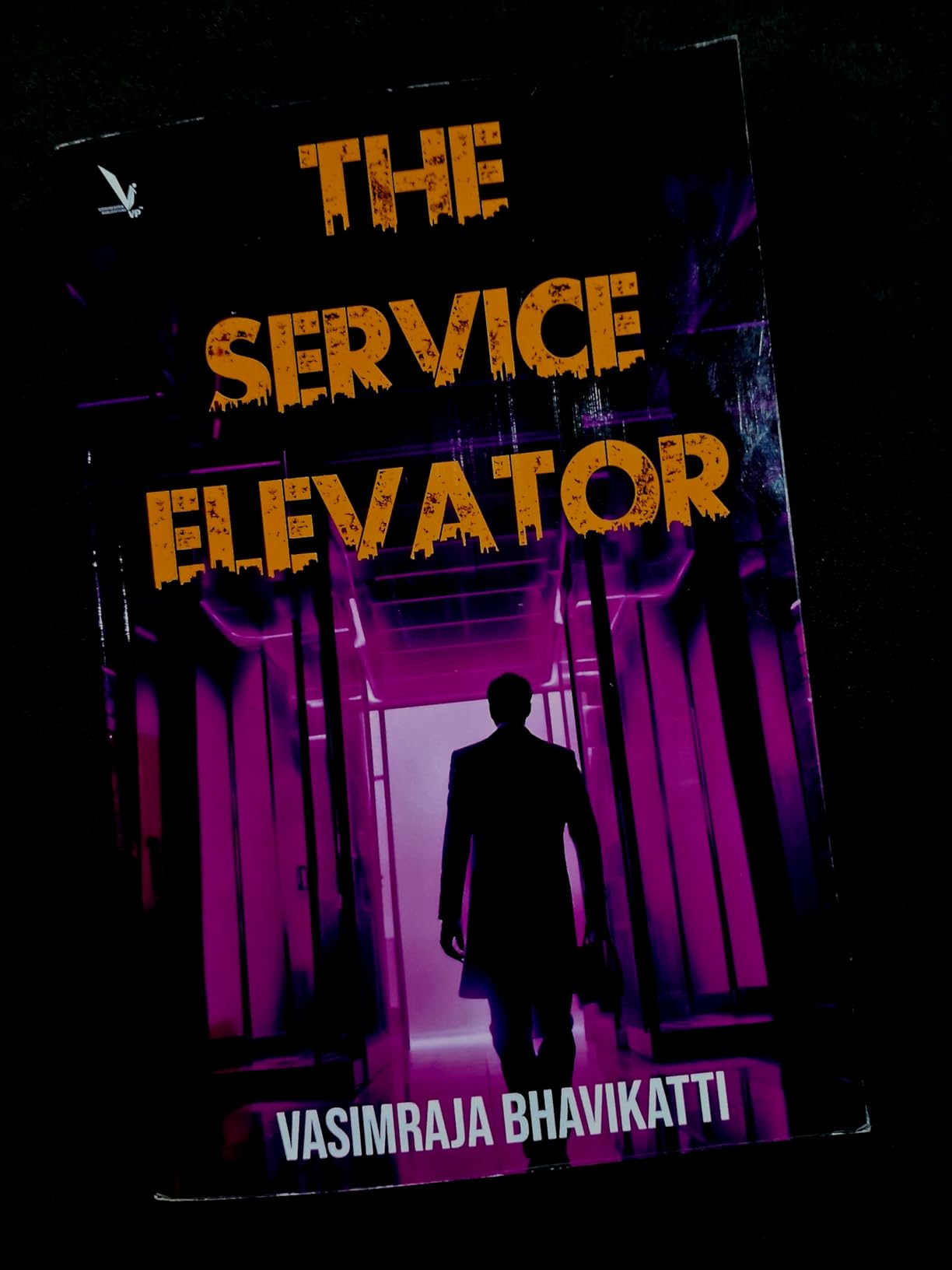 The Service Elevator : VASIMRAJA BHAVIKATTI: Amazon.in: Books