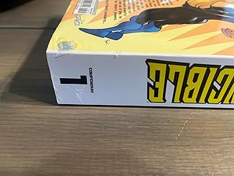 Amazon.com: Invincible Compendium Volume 1: 8601420907461: Robert ...