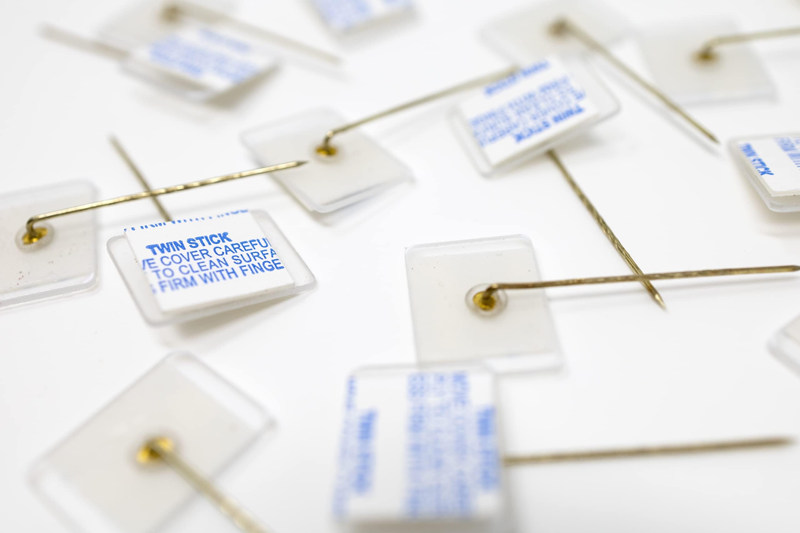 Amazon.com: Nap Tags Fabric/Cubicle Partition Nameplate Pins - Pack of ...