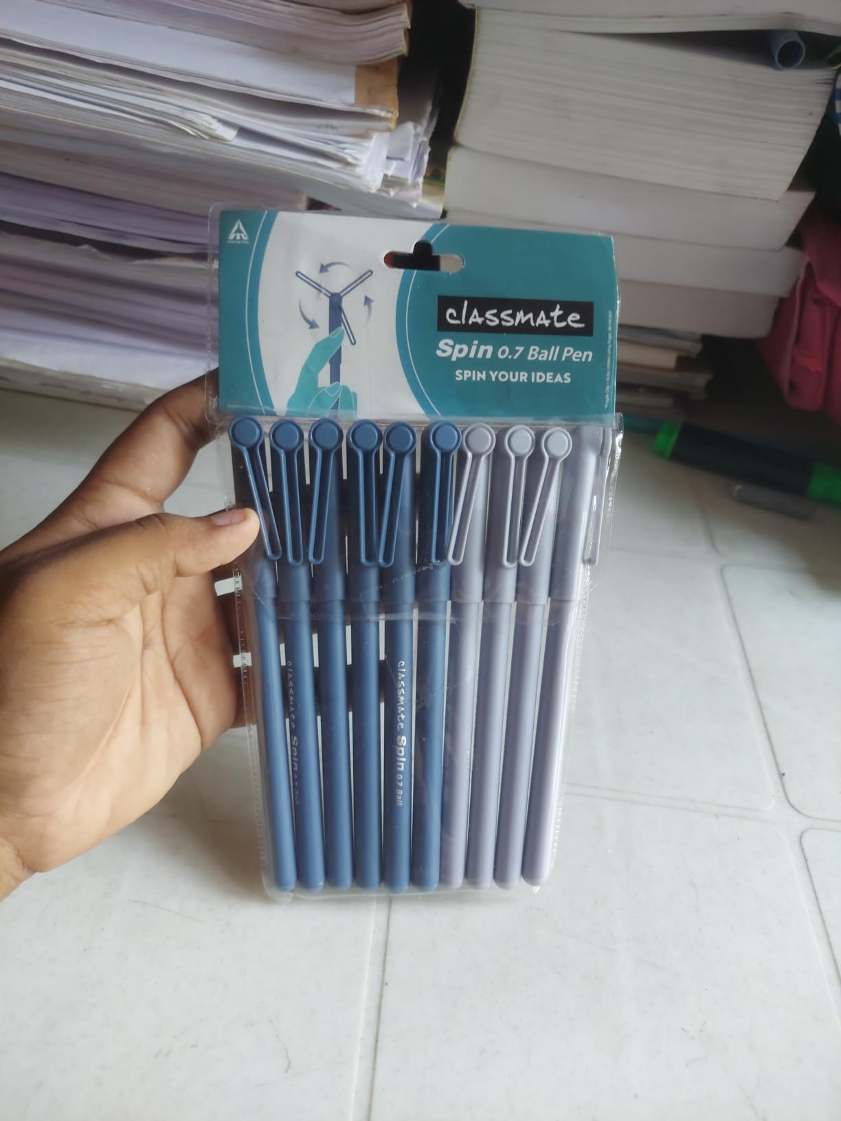 Classmate Spin Ball Pen- Blue (Pack of 10)|Attractive Pastel Shades for ...