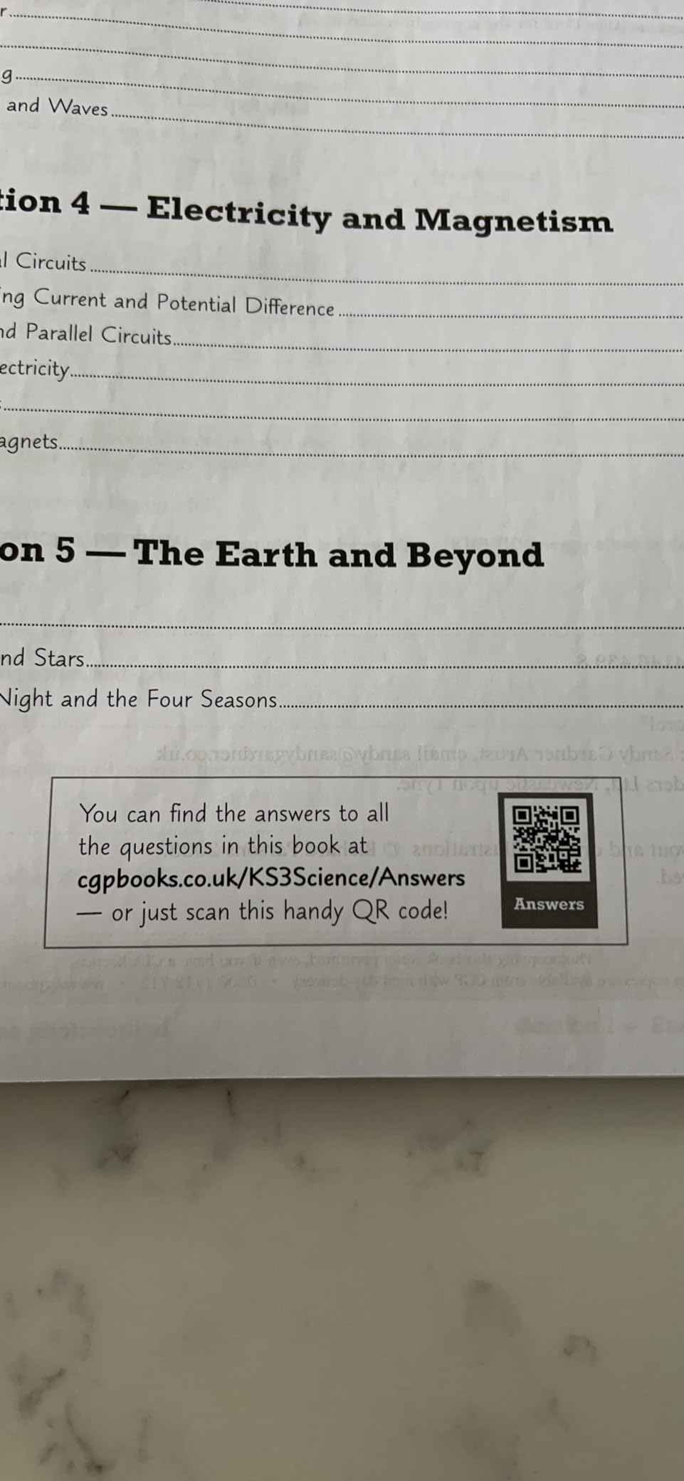 New KS3 Physics Workbook (includes online answers): for Years 7, 8 and ...