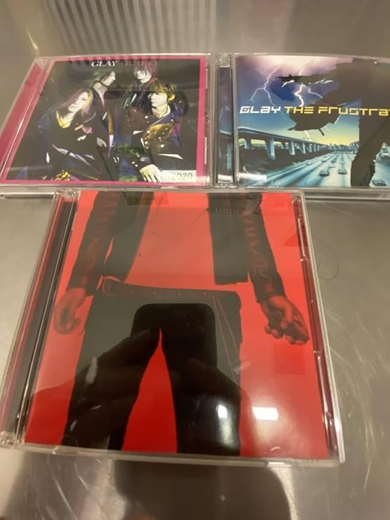 Amazon.co.jp: GLAY ベストアルバム 2CD DRIVE-Complete BEST 外ケース+アルバム CD DVD+アルバム CD計3枚セット : おもちゃ