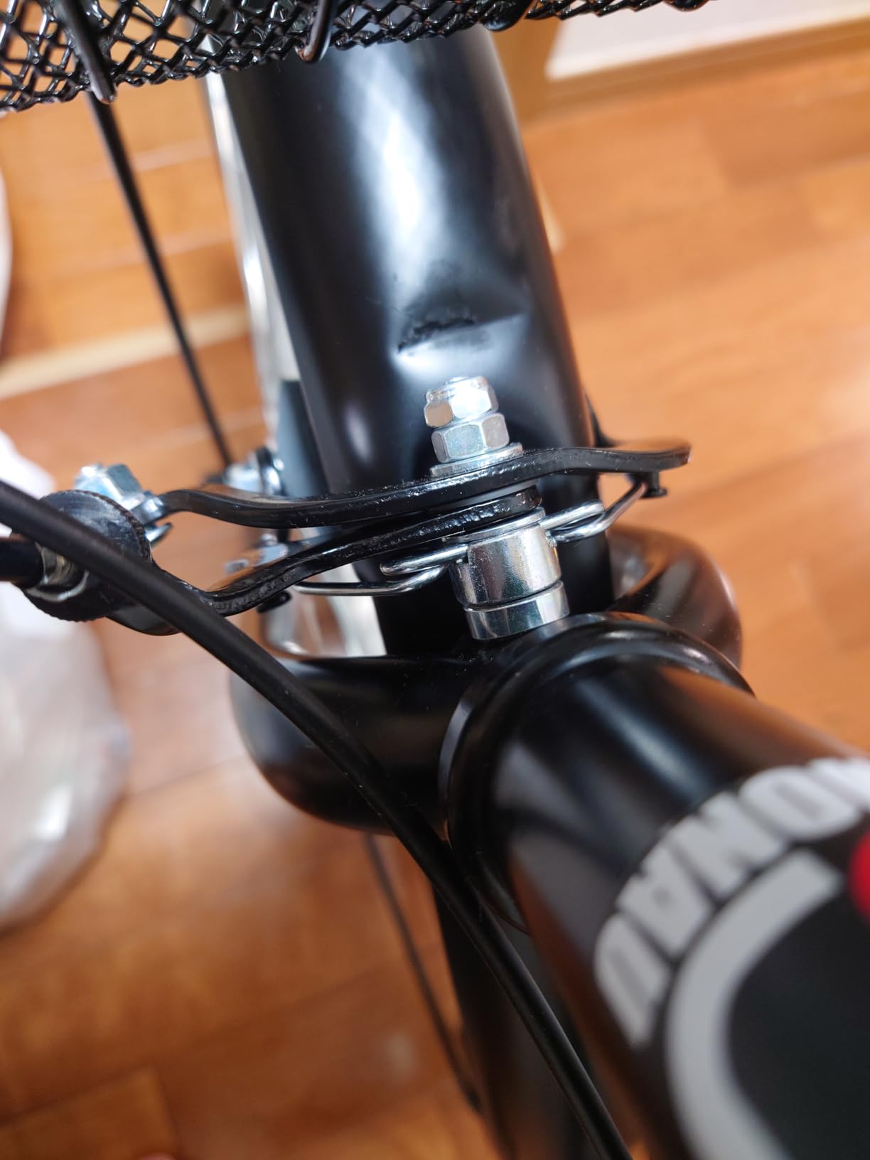 Amazon.co.jp: TOMONAU City Cycle Mamachari Folding Bicycle, 26 Inches, 6 Speeds, LED Auto Light ...