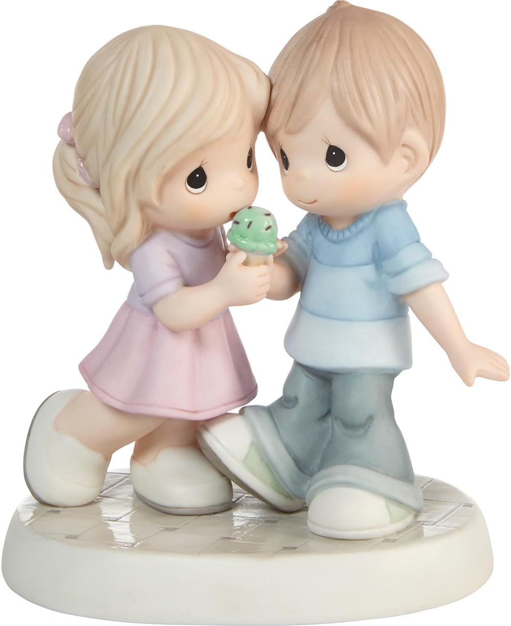 Amazon.com: Precious Moments New Parents with Baby Figurine | Makes ...